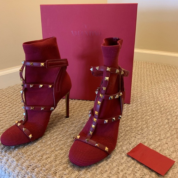 Valentino Garavani | Shoes | Valentino Rockstud Body Tech Plum Red ...
